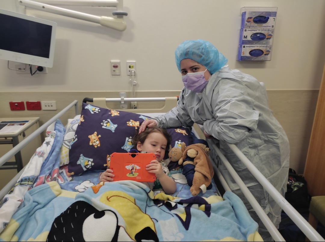 Hamilton toddler making great strides after free surgery via Braemar ...